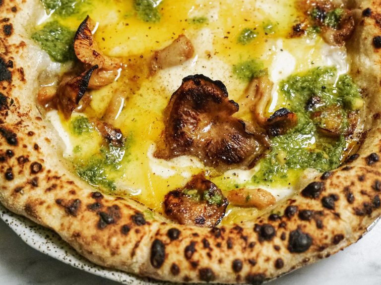 Recipes for leopard-spotted pizza crusts – Leopard Crust Pizza